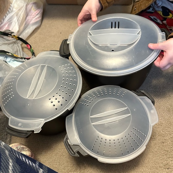 Pampered Chef | Kitchen | Black Kitchen Storage Containers With Lids ...